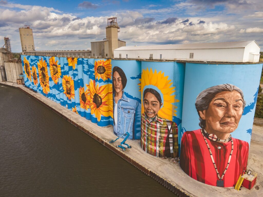 Toledo’s Glass City River Wall Is the Largest Mural in the U.S ...
